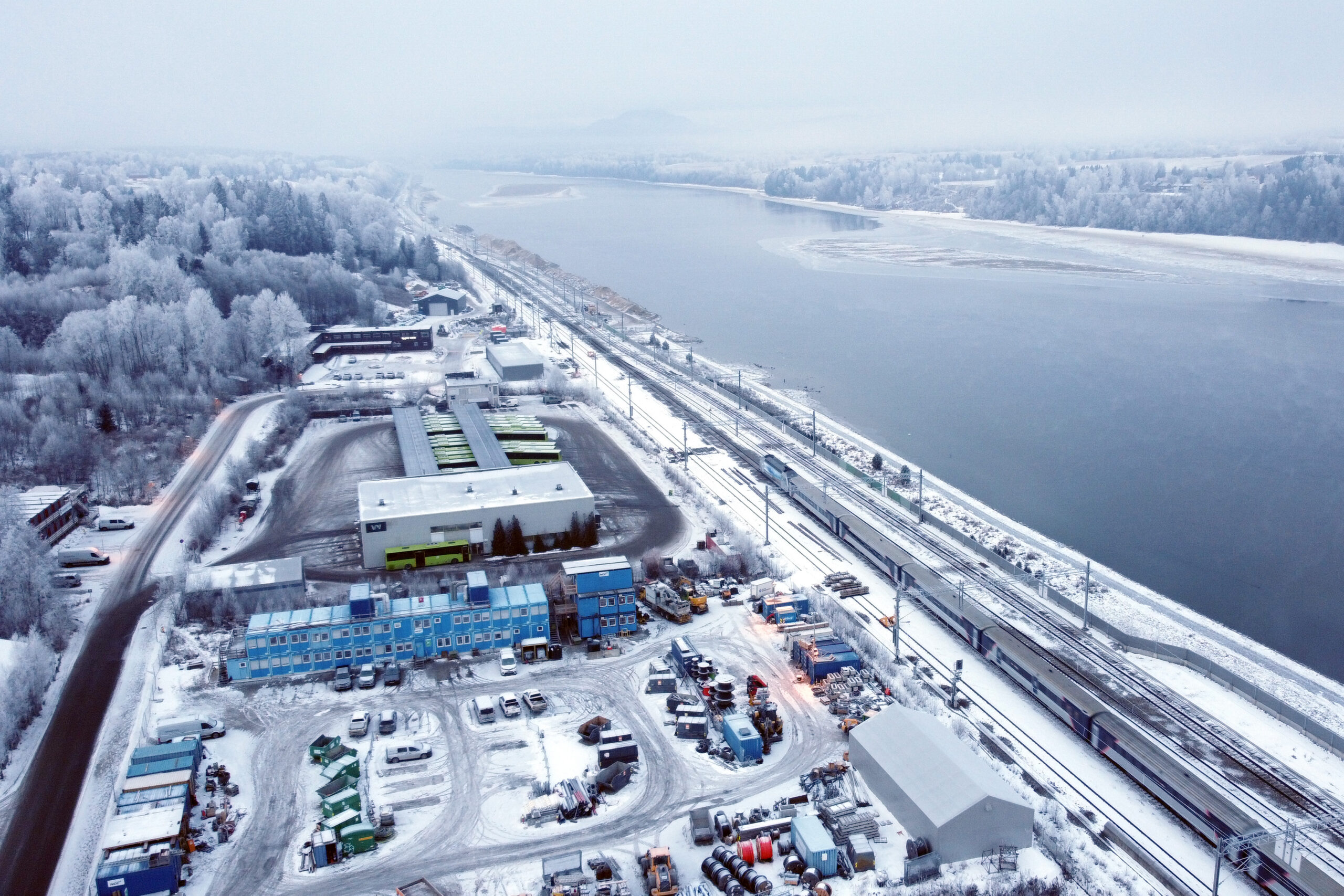 Bygger lynraskt dobbeltspor for jernbanen og 8 kilometer gang- og ... Bygger lynraskt dobbeltspor for jernbanen og 8 kilometer gang- og ...